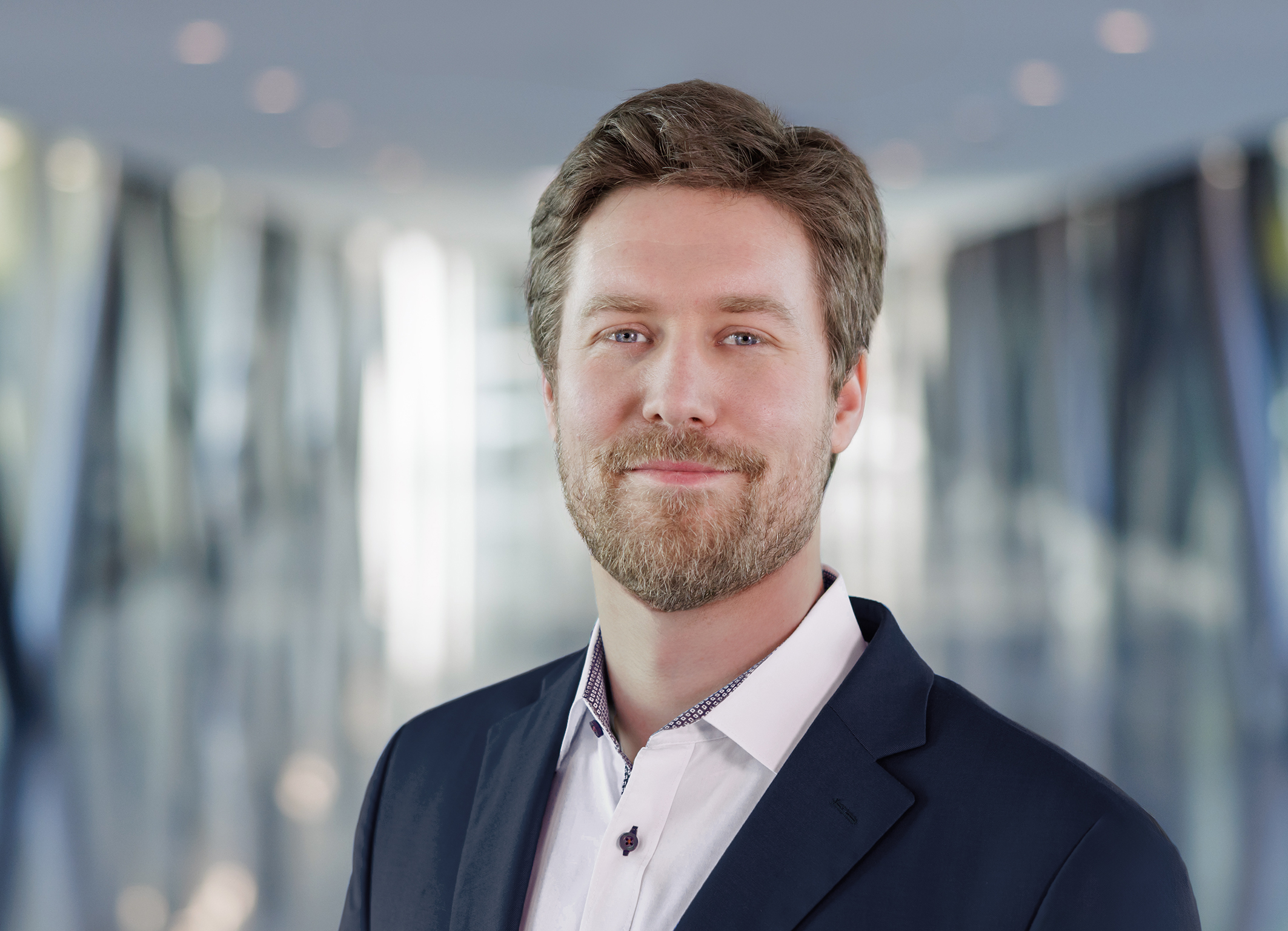 New city bus tire launched with high share of renewable and recycled materials - Continental AG