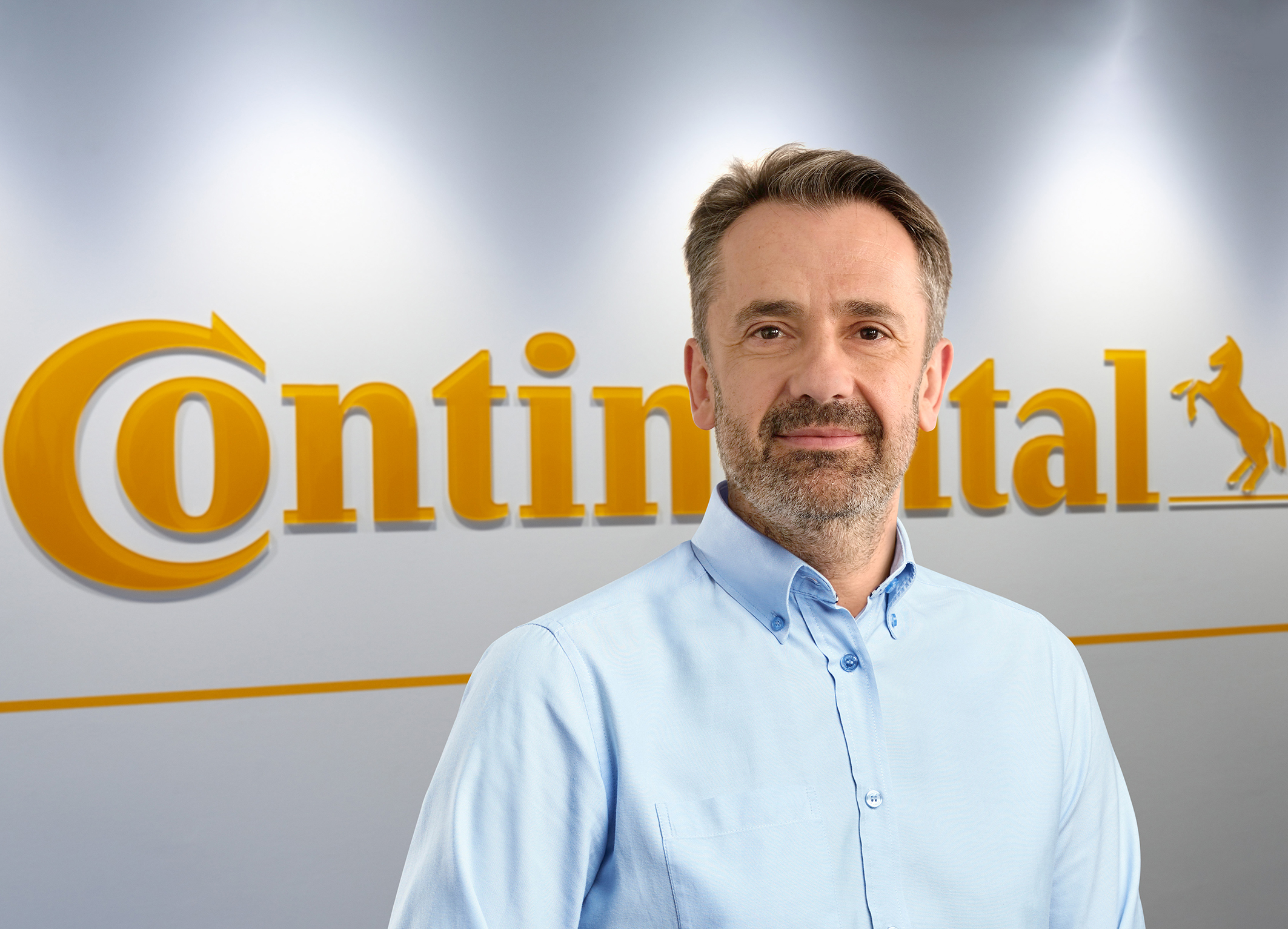 Continental at TOC Europe 2025: Smart Tires and Digital Solutions for Sustainable Port ...
