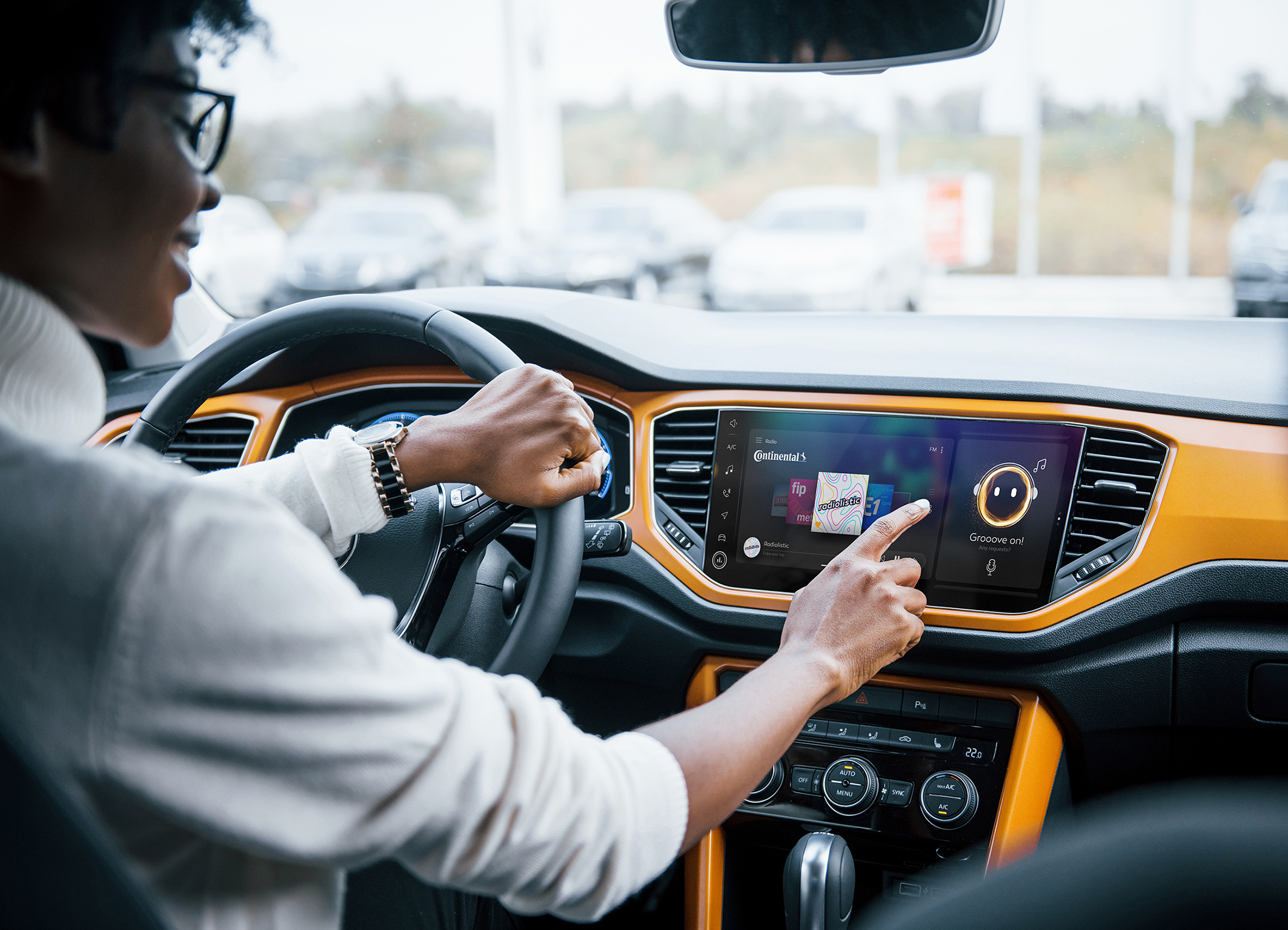 Continental Mobility Study 2024 | Cars Are a Status Symbol for Many Young People - Continental AG