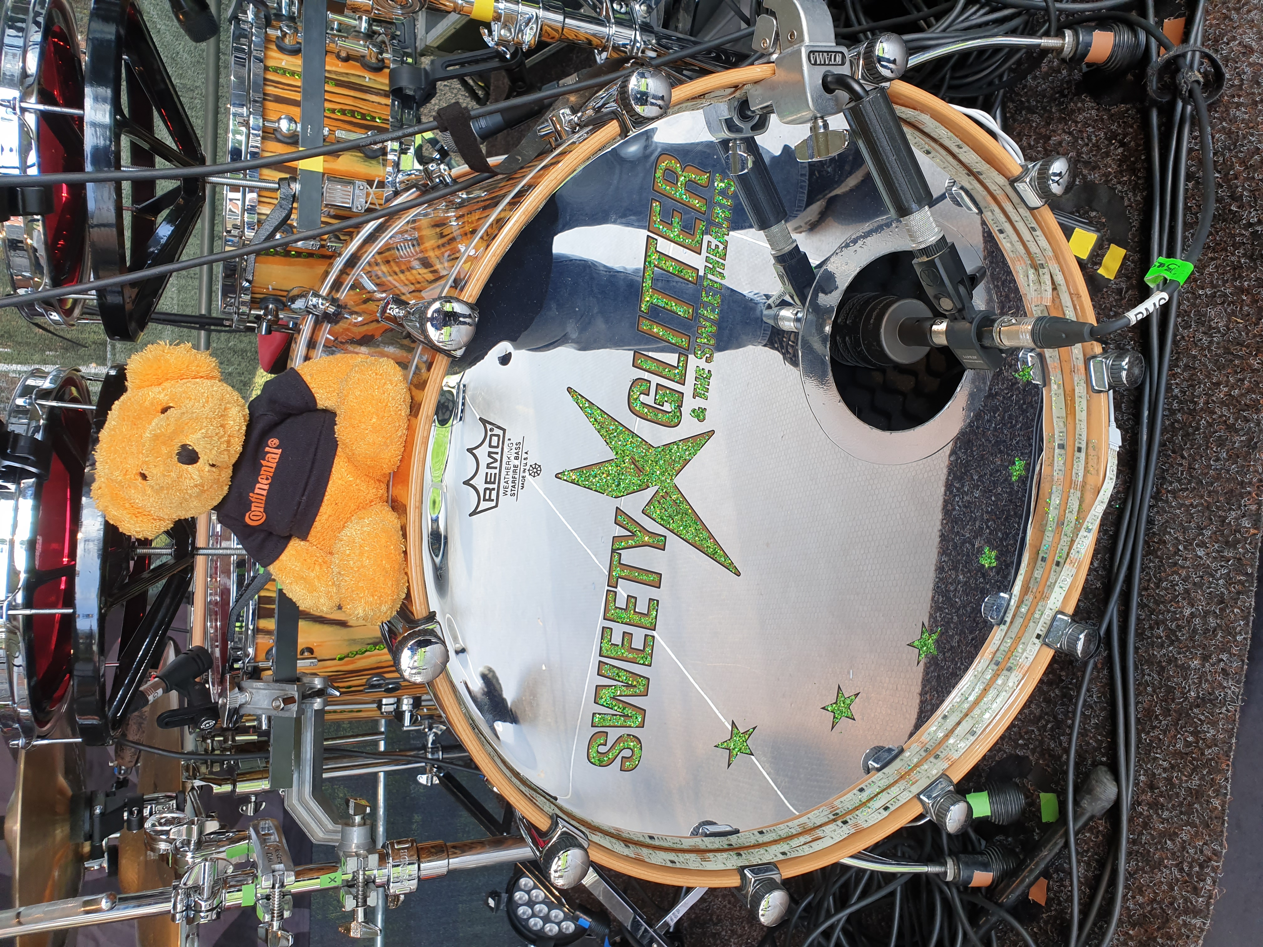 Love, Peace & Rock’n’Roll - Continental AG