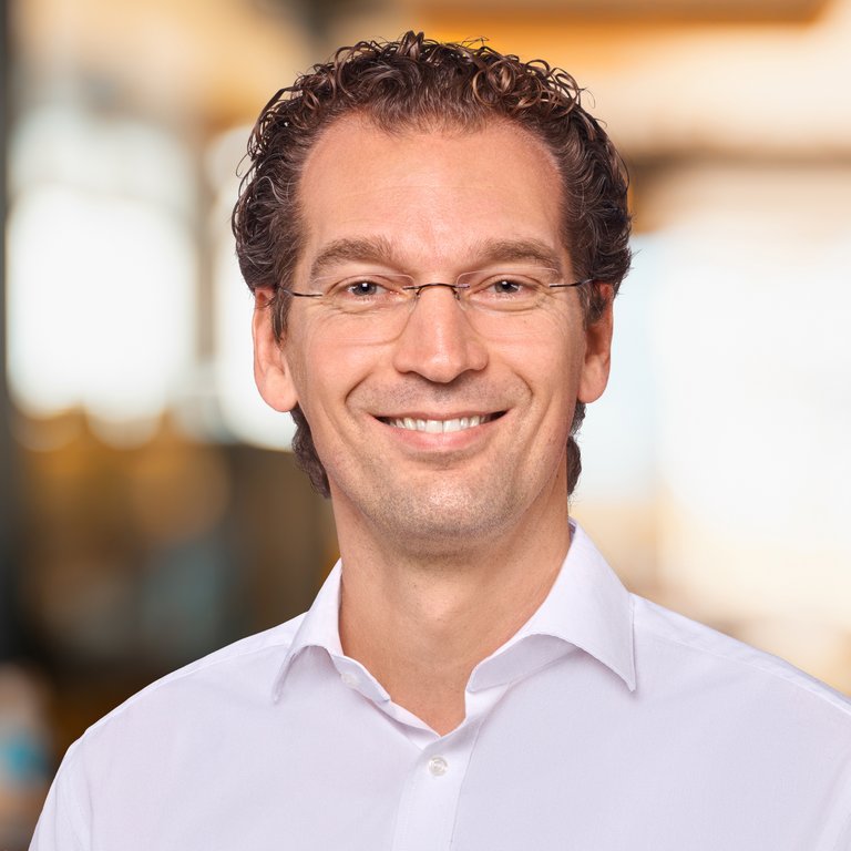 Driverless, Fully Electric, Vehicle Model-Independent – Continental Re ...