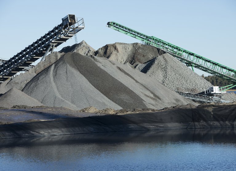 Megatunnel in Stockholm: Continental-Fördergurte arbeiten auf ...