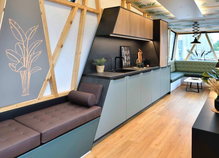 Mehr Natürlichkeit: Continental stattet Tiny House neu aus - Continental AG