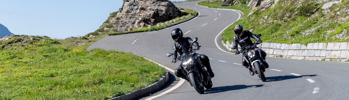 Smart mobility on two wheels: motorcycle connectivity enabled by ...