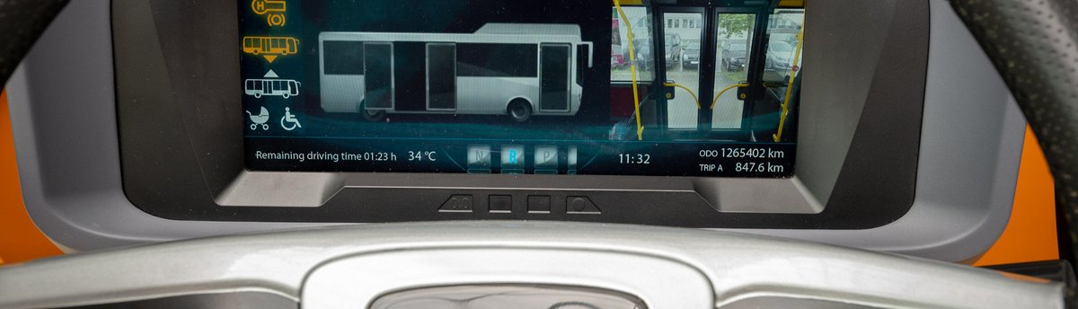 Modular driver’s workplace: Continental brings the digital age to the ...