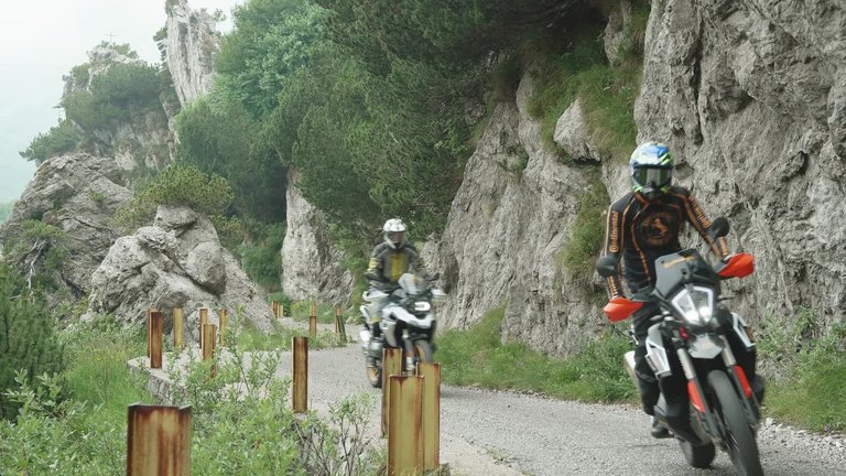 Bilder & Videos - Continental AG